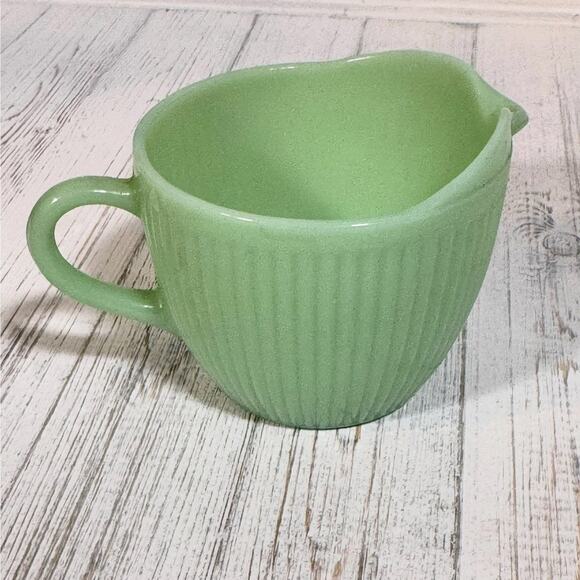 Fire King | Kitchen | Vtg Fire King Jadeite Ribbed Creamer Jane Ray ...